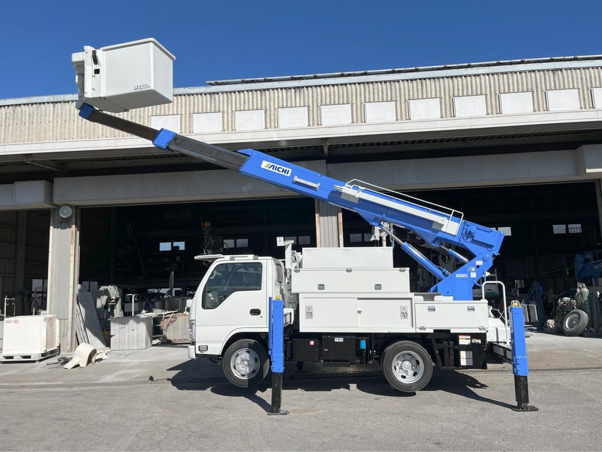 高所作業車 中古No344 アイチコーポレーションSN15B 電工仕様14.6m高所作業車 H23いすゞエルフ！